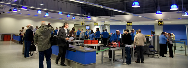 Manchester Airport celebrates ‘a new airport experience’ as T1 makeover ...