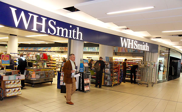 WHSmith shakes up its customer service at Heathrow : The Moodie Davitt ...
